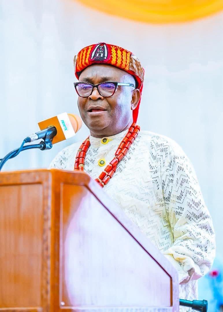 Akwa Ibom Governor Reaffirms Role of Traditional Rulers in Governance ...