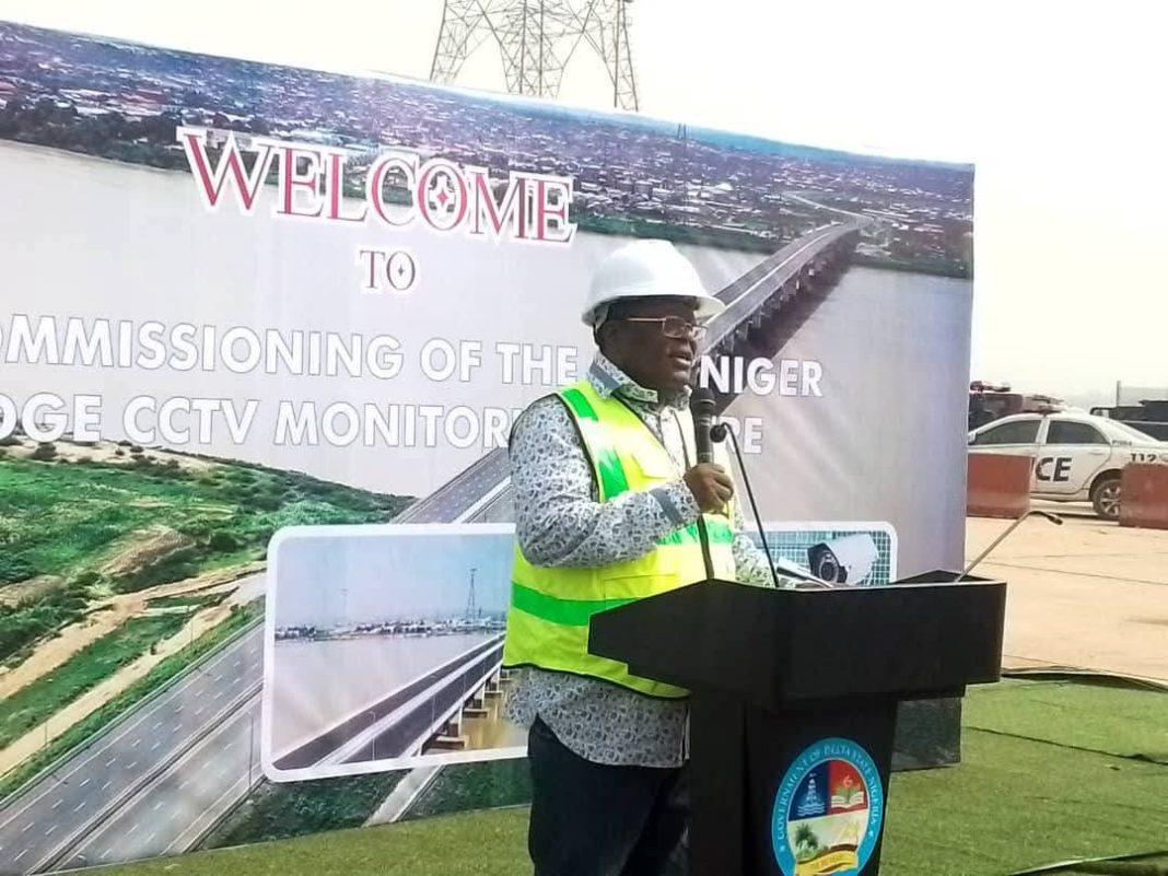 Nigeria Bans Sand Mining Near River Niger - Voice of Nigeria ...